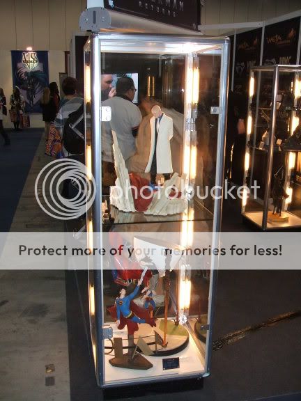 Superman Return statues pictures - Statue Forum