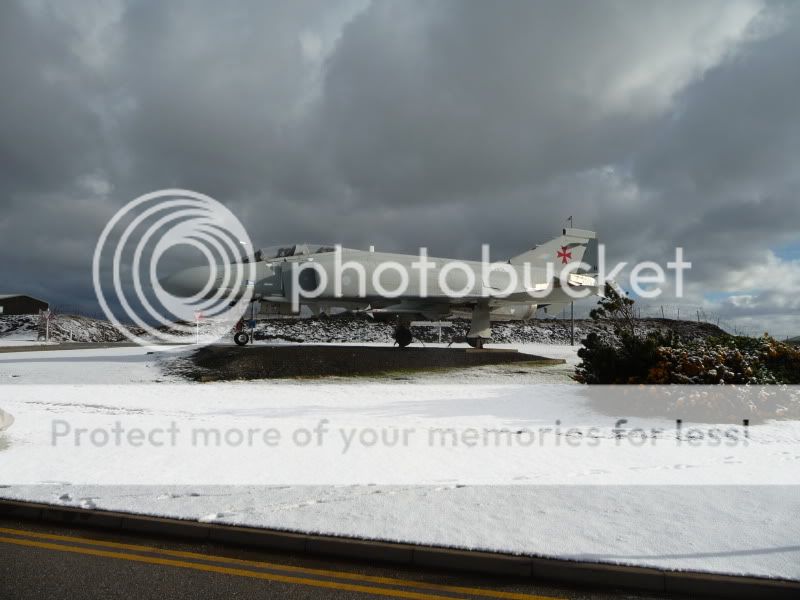 Falklands Phantom - Aviation Photography - Britmodeller.com