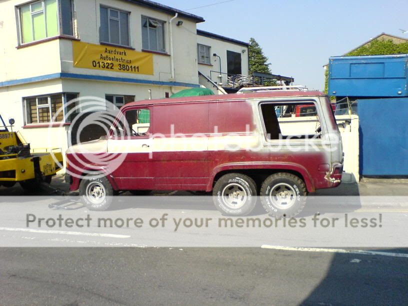 Ford Transit Forum • View topic - 3001 - Customised triple axle mk2!!