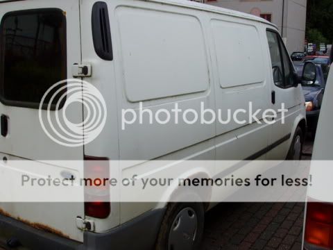 Ford Transit Forum • View topic - new rusty smiley custom with toys