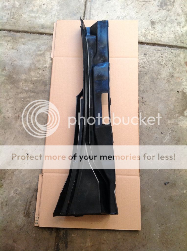 FS: hard plastic rain tray | VW Vortex - Volkswagen Forum