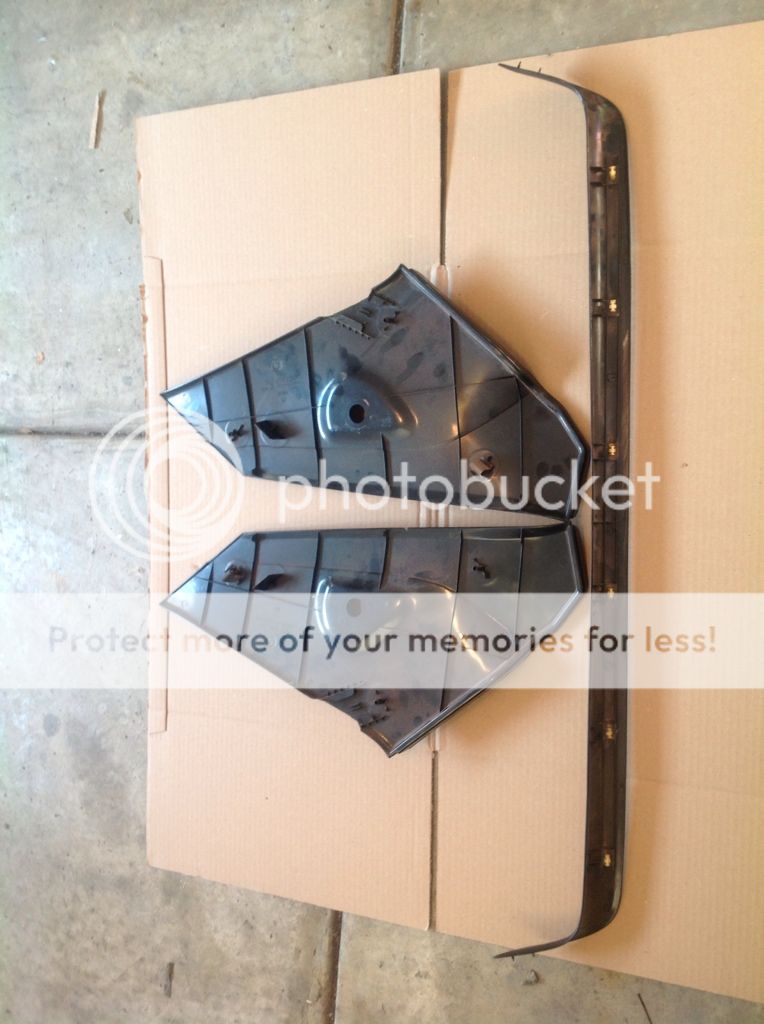 FS: Black Jetta C pillars with plinth | VW Vortex - Volkswagen Forum