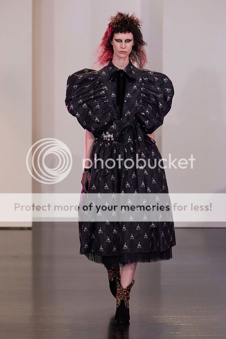 Sarah Abney | Page 5 | the Fashion Spot