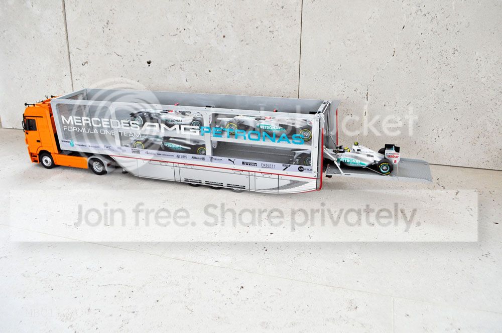 Mercedes Actros + F1AMG Petronas Trailer - Originale Modelle ...