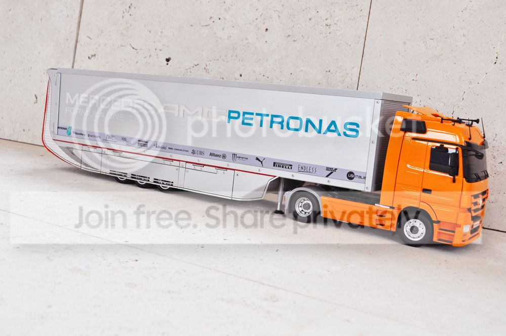 Mercedes Actros + F1AMG Petronas Trailer - Originale Modelle ...