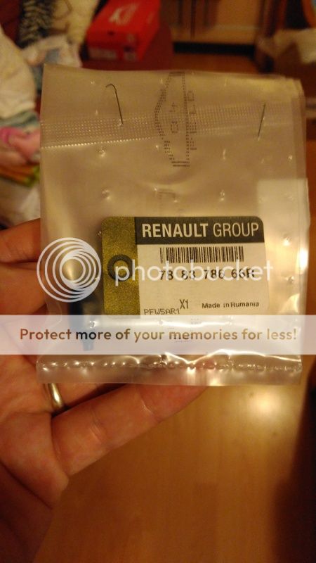 Fuel Flap grommet | UK Dacia Forum