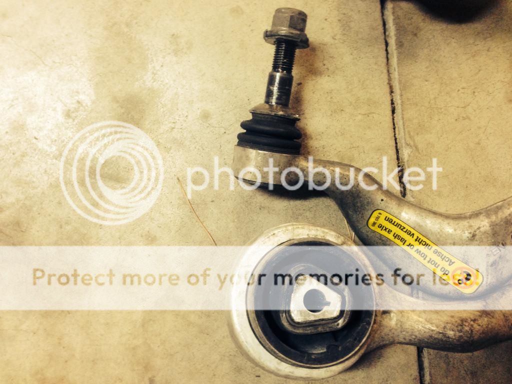 FS NJ: Thrust arms/ Control arms / headlight leveling rod (pictures)