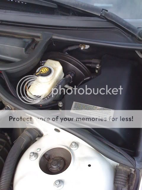 ATTN ALL! flush your brake fluid!!! | E46 Fanatics Forum